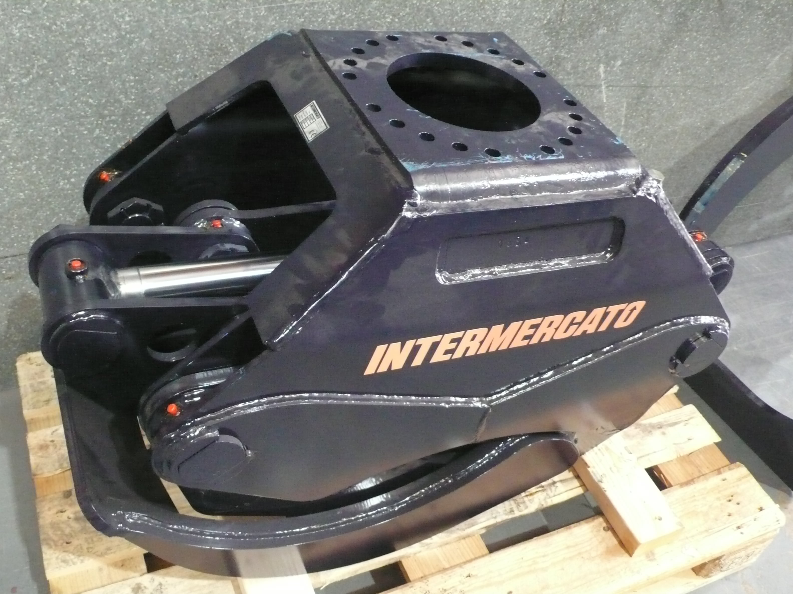 Extreme Duty Log Grabs - for Excavators