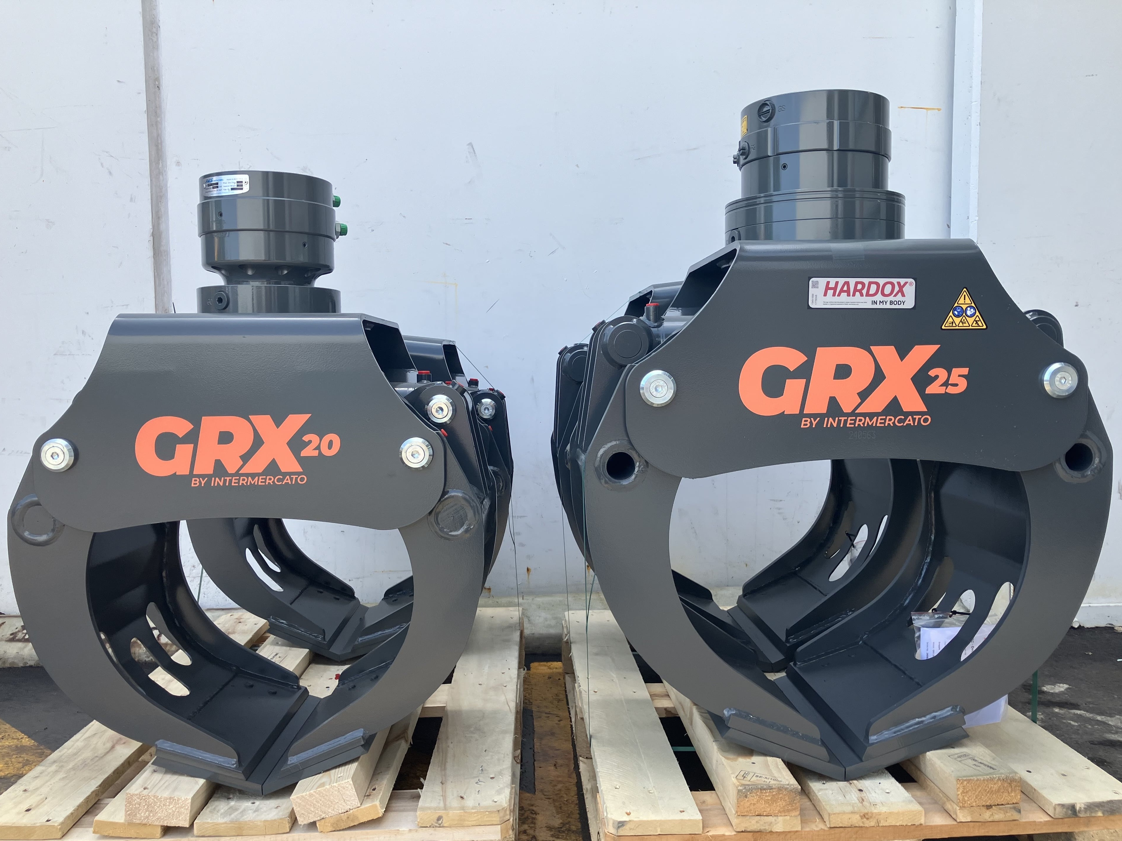 Excavator Sorting Grabs