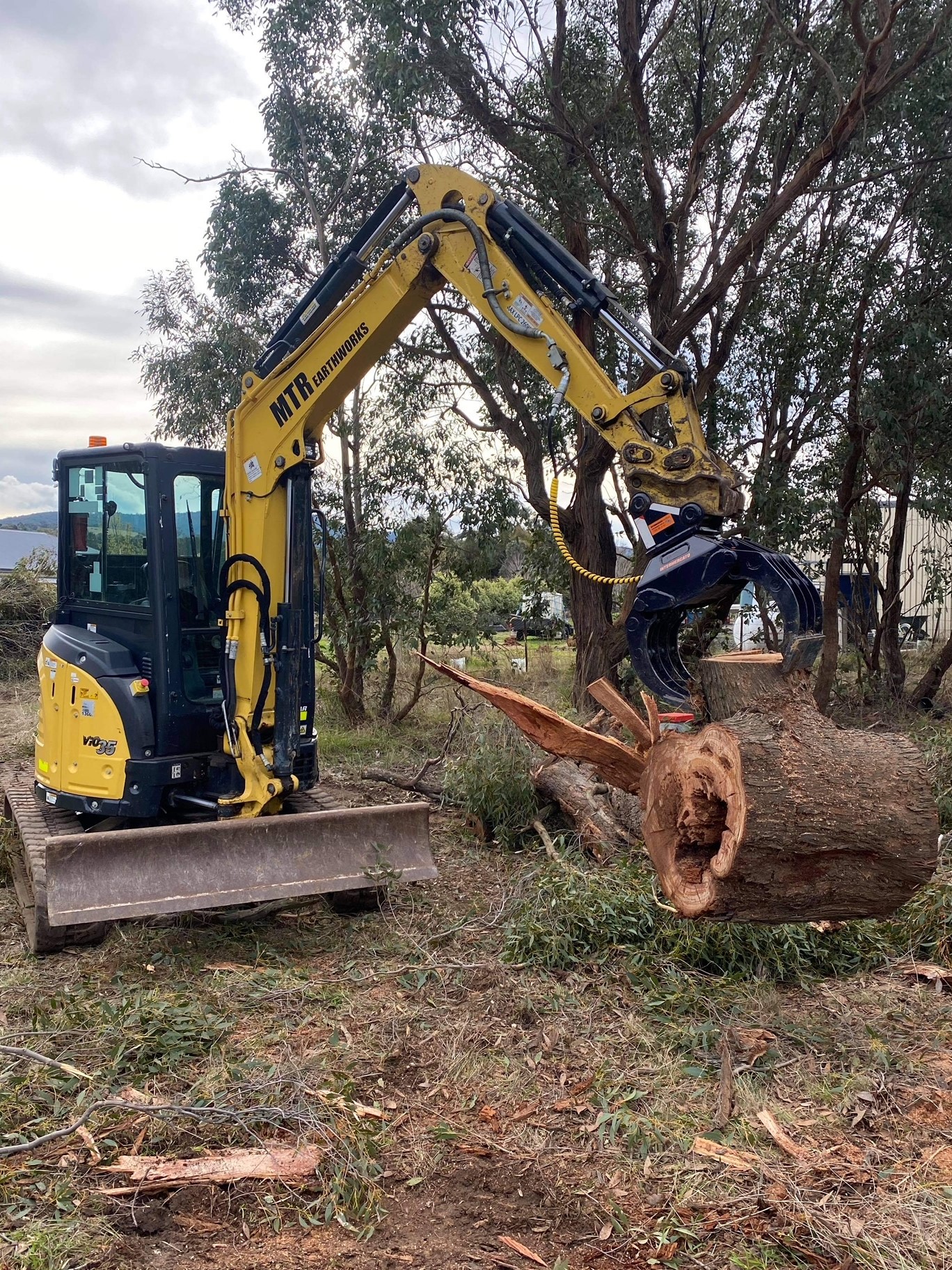 Excavator Sorting Grabs