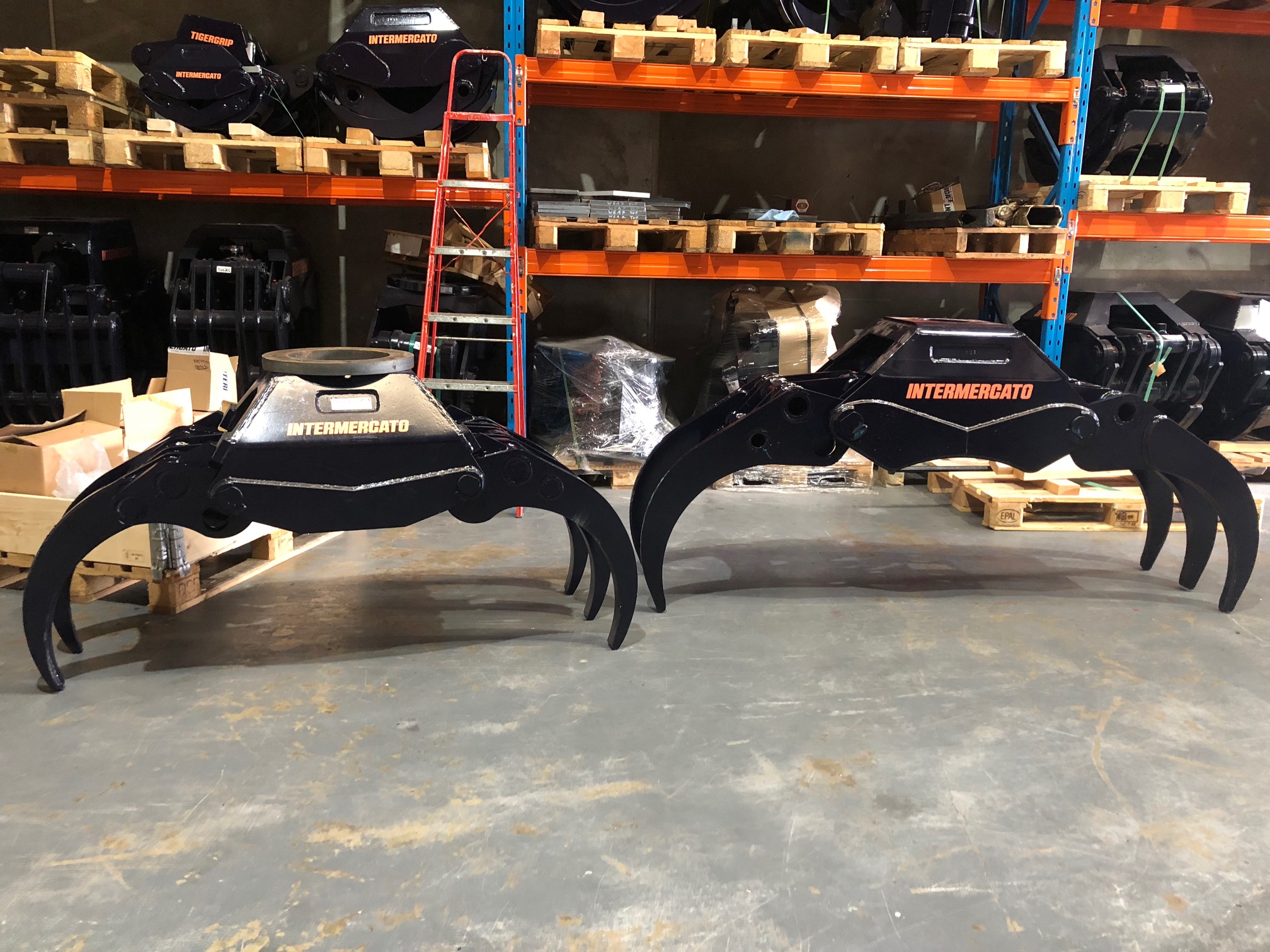 Rotating Five Finger Grapples