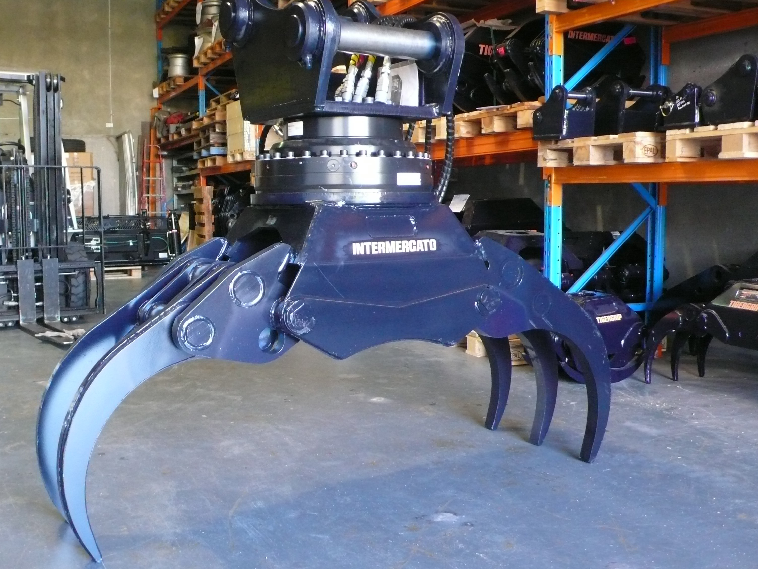 Rotating Five Finger Grapples