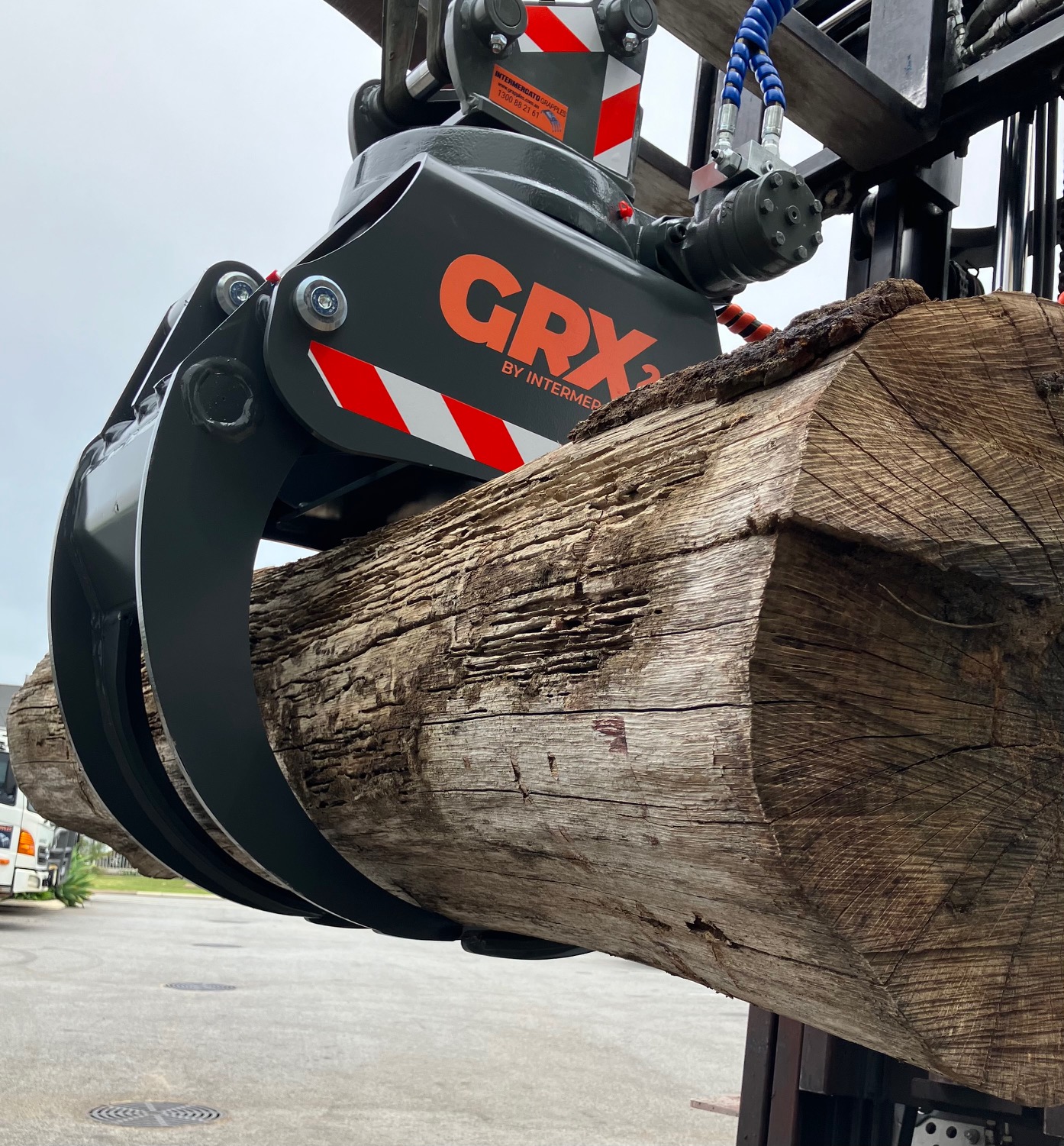 Rotating Five Finger Grapples