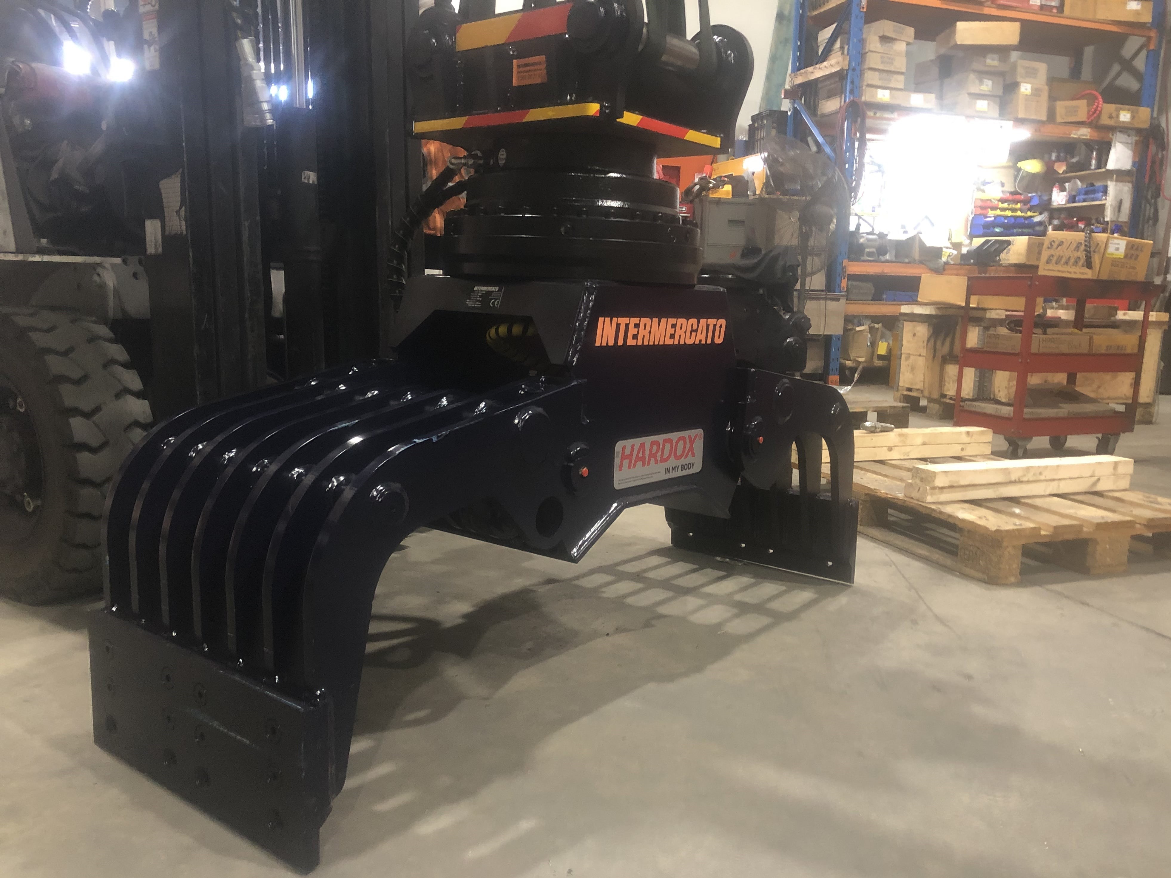 Rotating Demolition Grabs