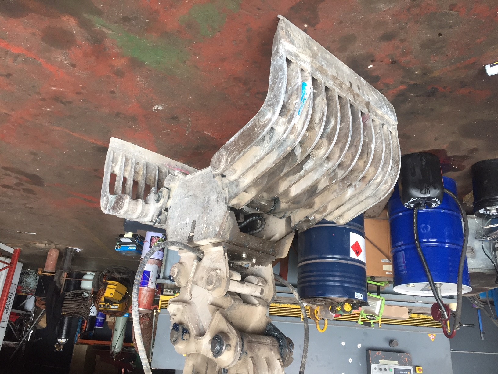Rotating Demolition Grabs